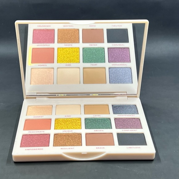 Persona | Makeup | Persona Identity Two Eyeshadow Palette | Poshmark